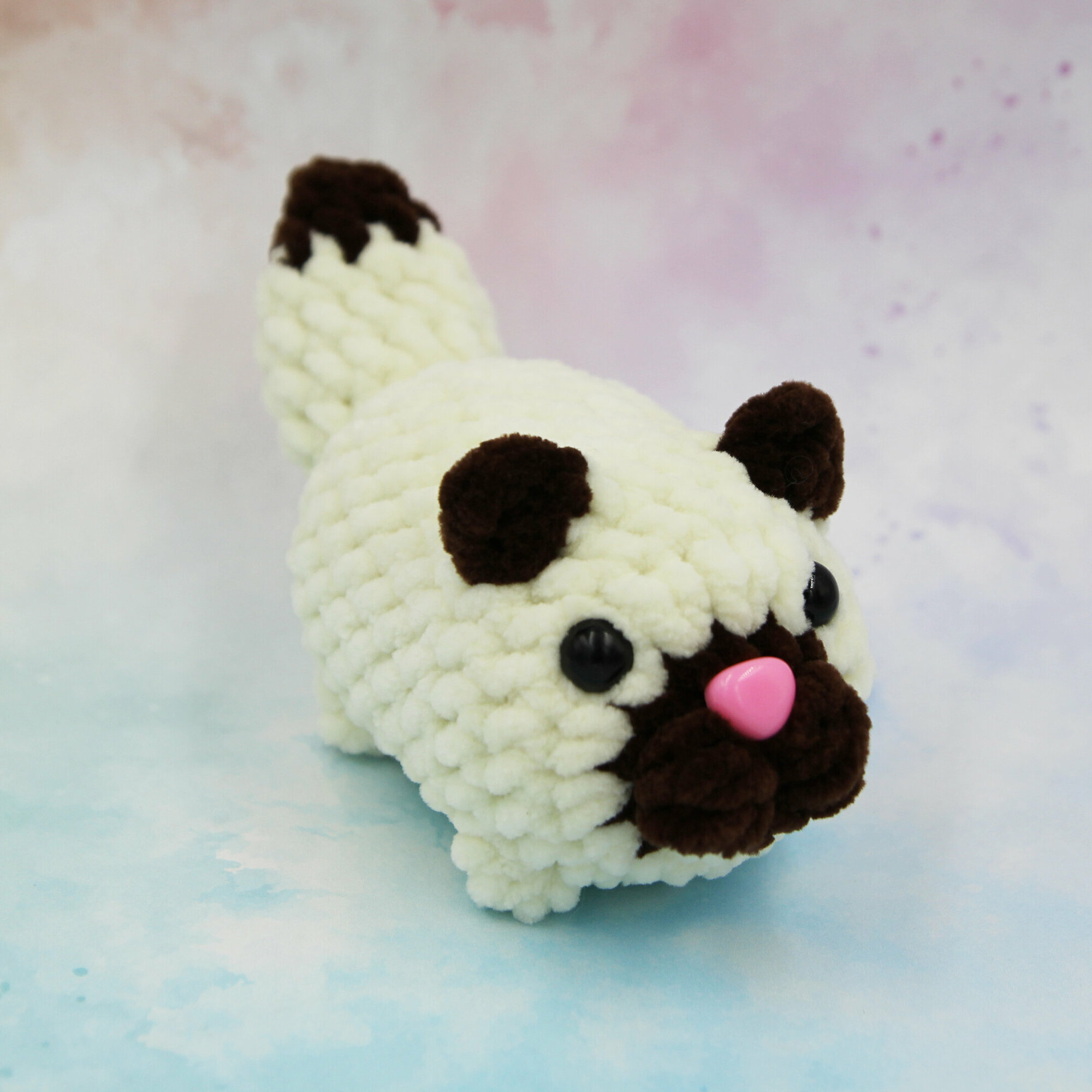 Вязаный Котик 12 см. Игрушка ручной работы