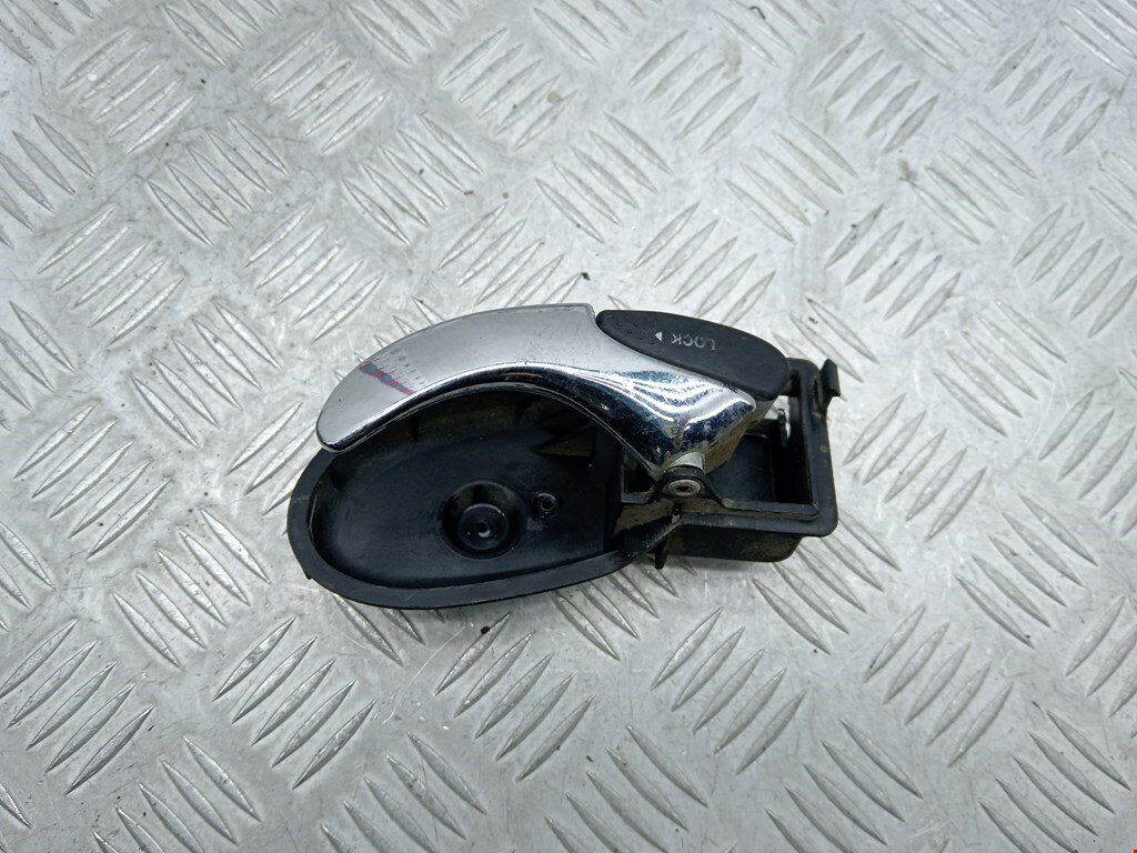 Ручка двери внутренняя передняя левая Ford Focus 1 XS41A22601AK арт. 1990055
