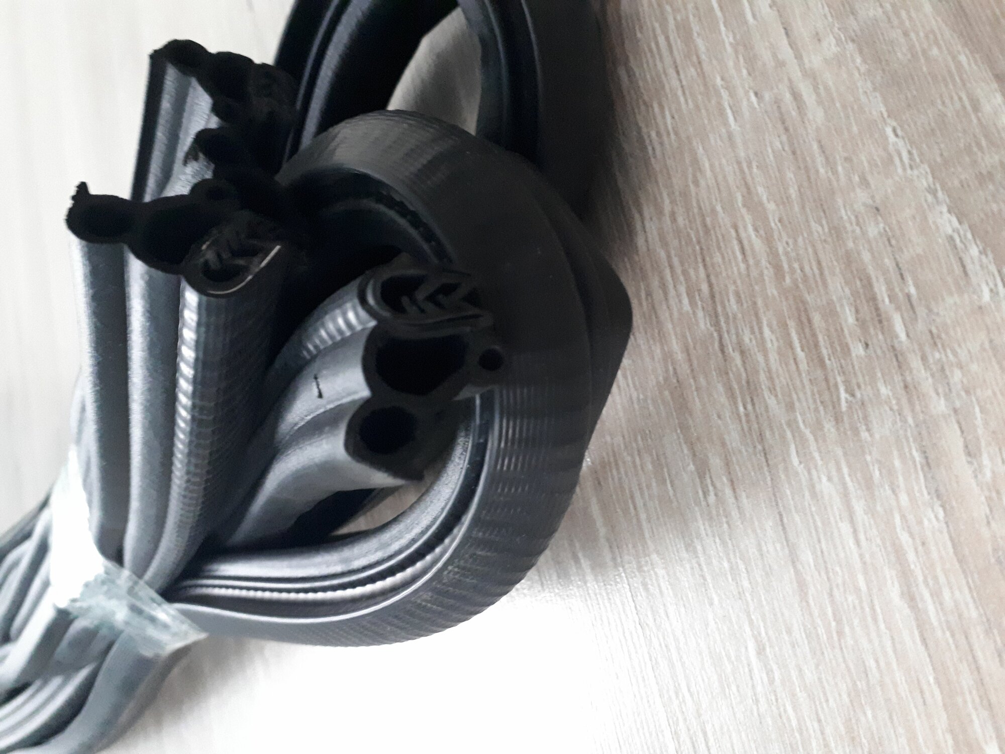 Уплотнители проема дверей ВАЗ 2108, 2113