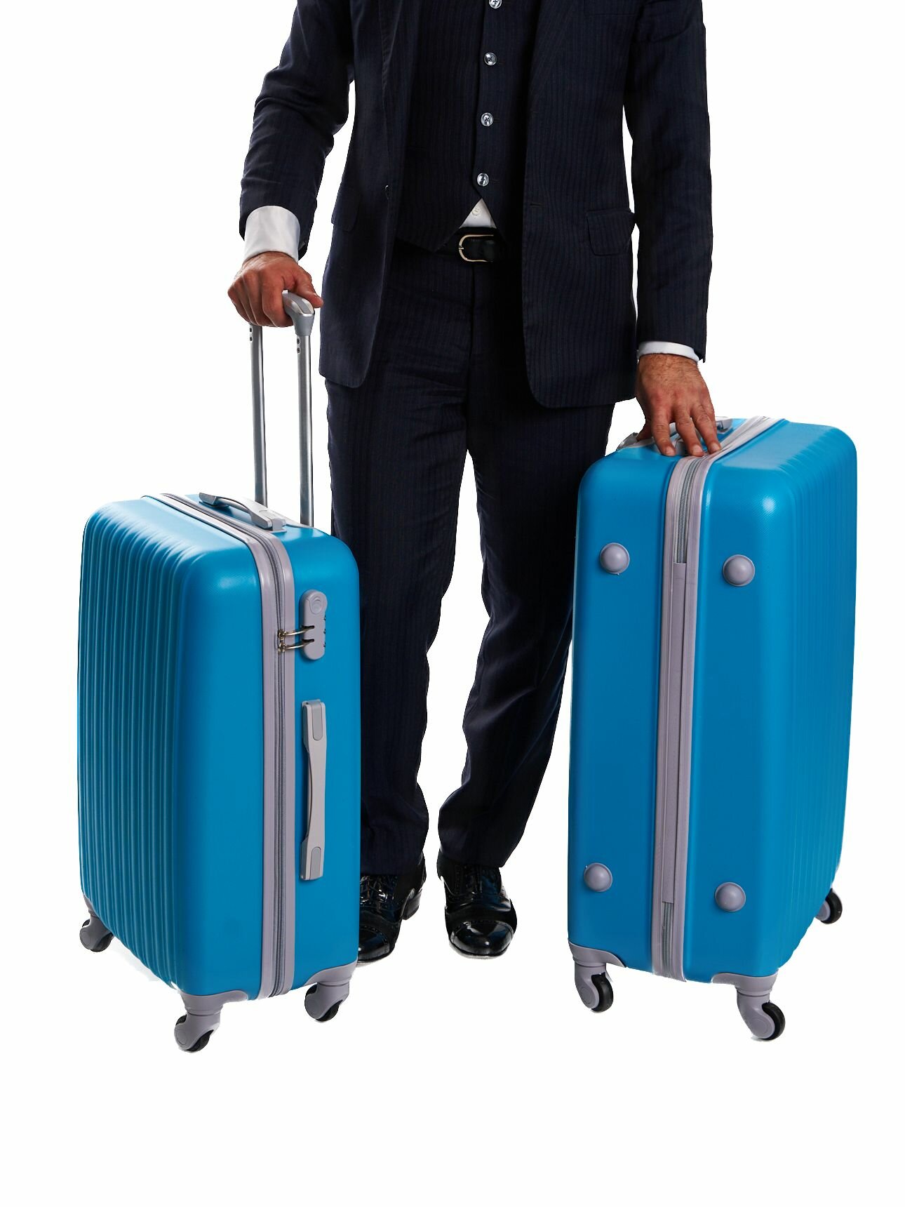 Комплект чемоданов 