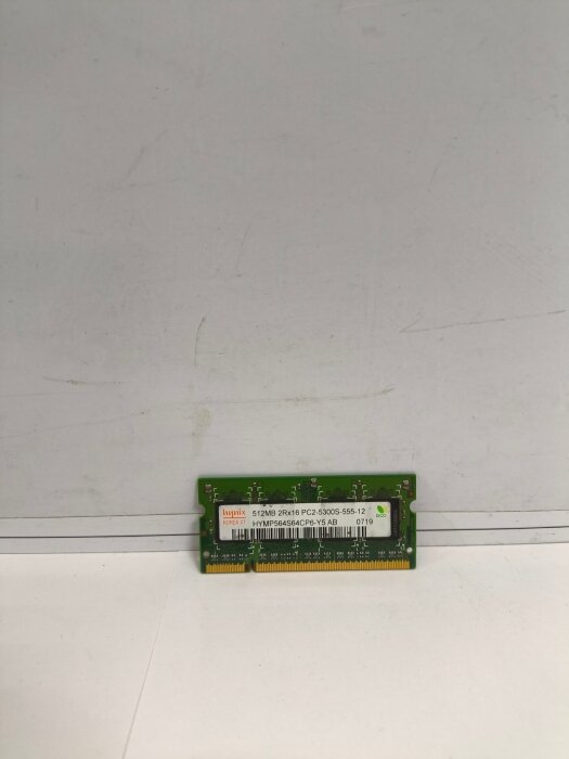 Оперативная память SO-DIMM DDR2 Hynix 512Mb 5300S 667 HYMP564S64CP6