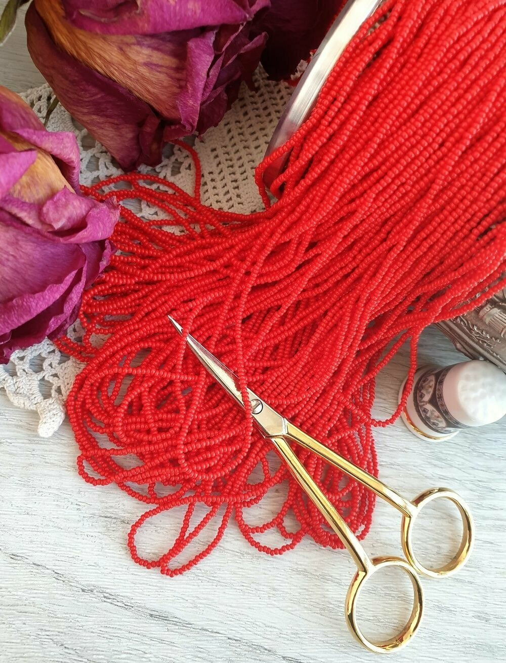 Бисер на нитях 13/0, красный, Jablonex, винтаж, Чехия