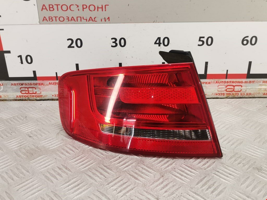 Фонарь задний левый Audi A4 B8 8K5945095D арт. 1045464