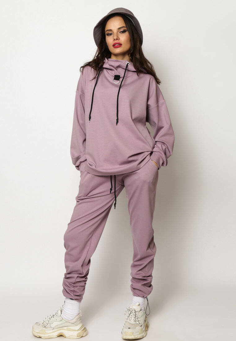 Костюм спортивный