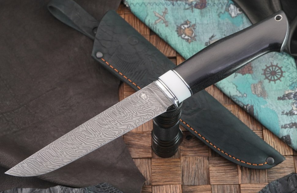 Нож Ратник Н-2, клинок дамаск, рукоять граб, камень