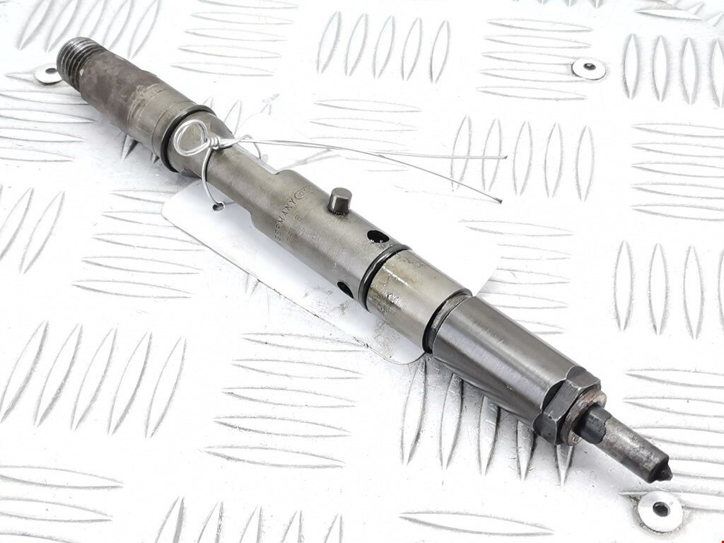 Форсунка дизельная механическая Volkswagen Passat 5 GP 059130201B арт. 1900585