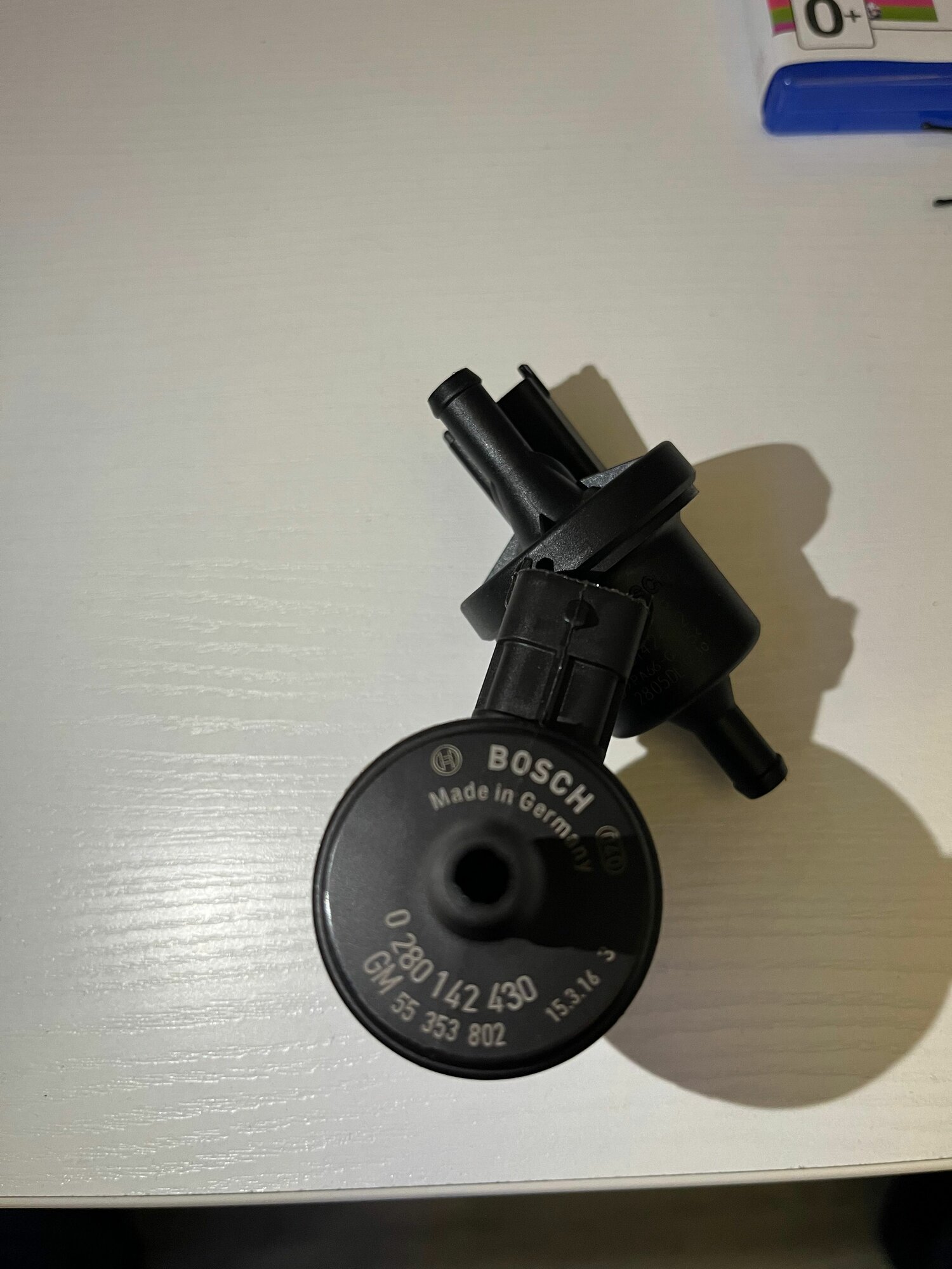 Клапан вентиляции топливного бака / клапан адсорбера BOSCH 0280142430, GM 55574240, 55353802 для Chevrolet Cruze, Opel Astra J