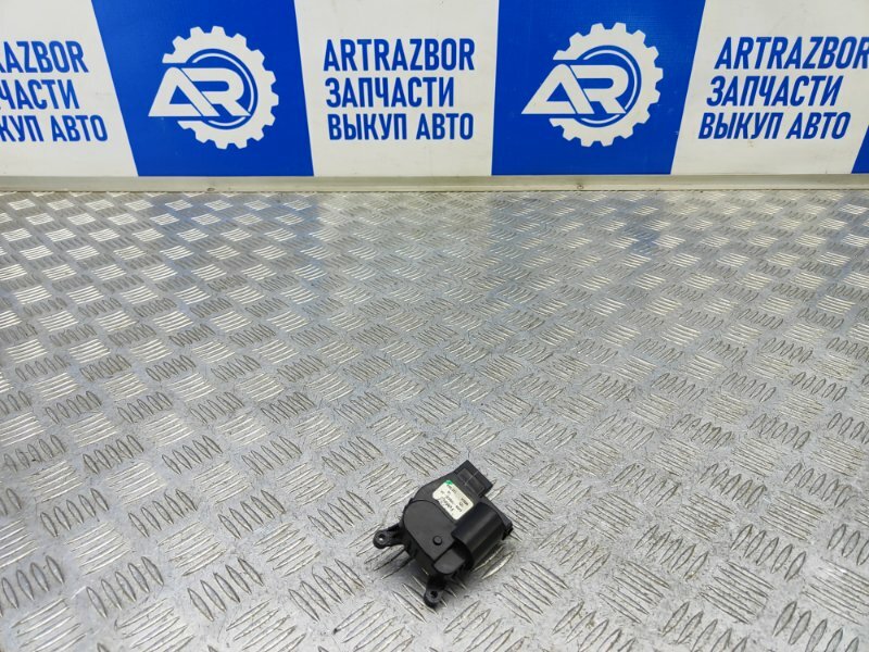 Б/У Моторчик заслонки печки Ford Focus 3 / Форд Фокус 3 1.6 IQDB 105 Л.С. хэтчбек 2011