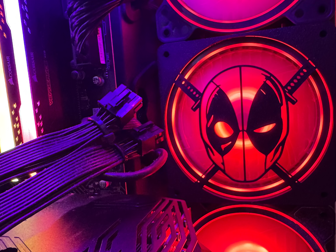 Решетка вентилятора Deadpool 120-мм. 3д печать. пластик ABS. 1 шт.