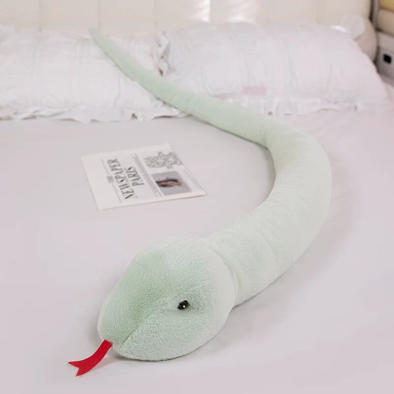 Подарок на Новый год 2025: плюшевая игрушка-талисман Год Змеи, длинноногая подушка для сна на кровати