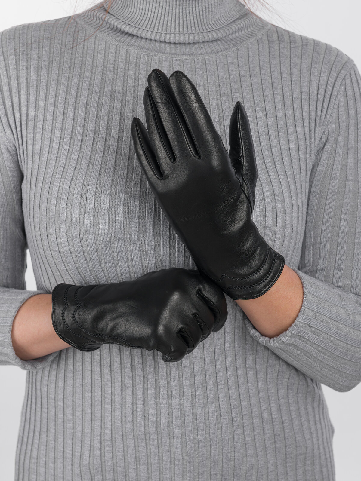 Перчатки для женщин