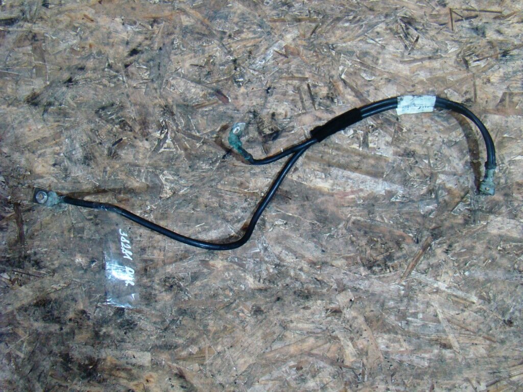 Renault Duster Провод стартера 240809003R