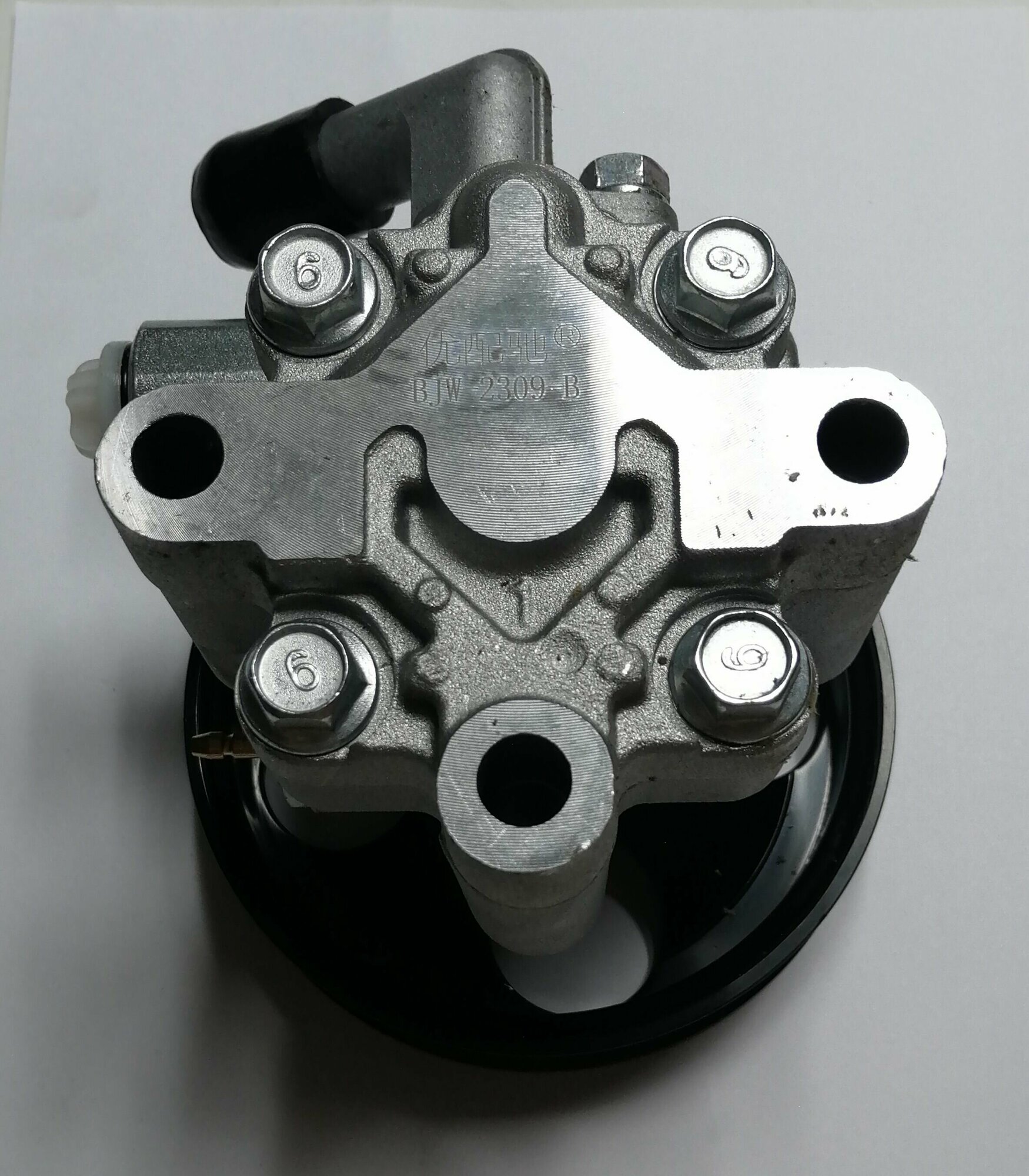 Насос ГУР Geely Emgrand EC7 [1.5 16V 5MT хетчбэк] 1064001040