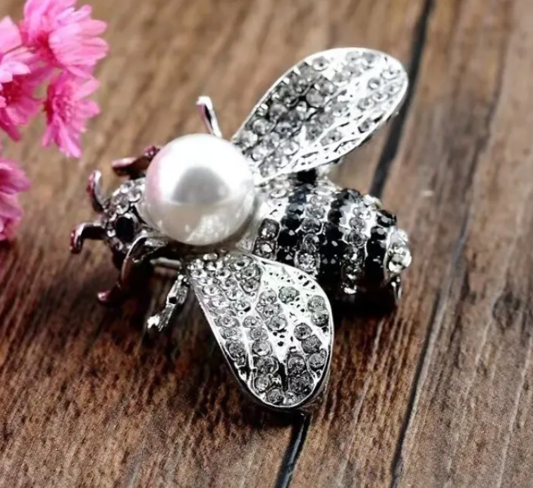 Брошь, жемчуг имитация, стекло