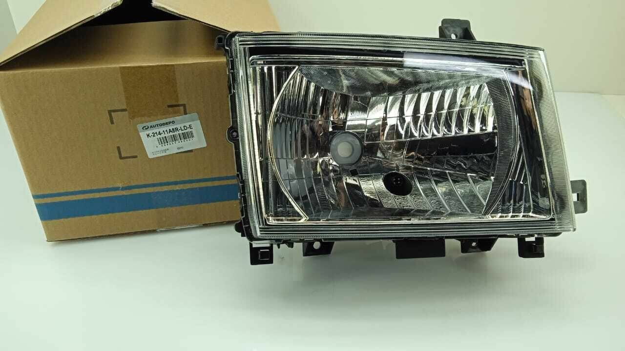 Фара MMC CANTER FECX1-FEC90 c 2011 г правая, AUTODEPO (с электрокорректором)