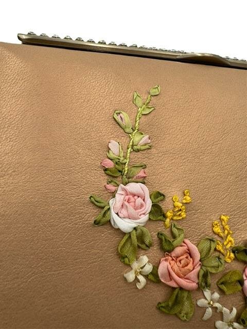 Сумка клатч Королевство Птички & Бабочки, фактура гладкая, золотистый — фото 1