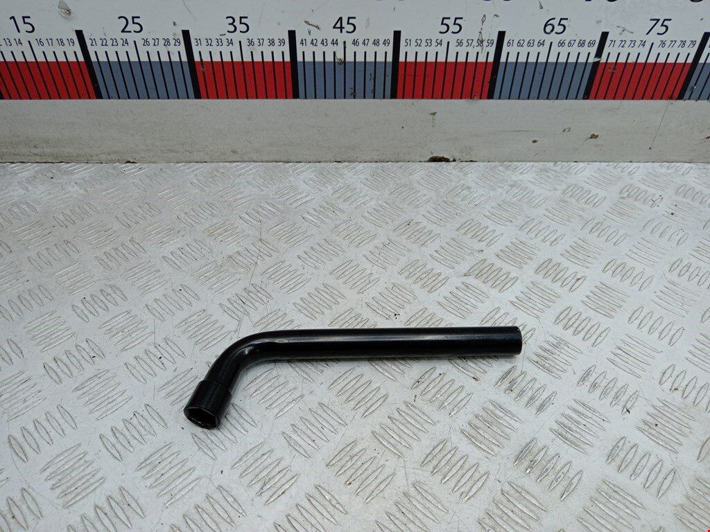 Ключ баллонный Renault Captur 2 8200492487 арт. 1904007