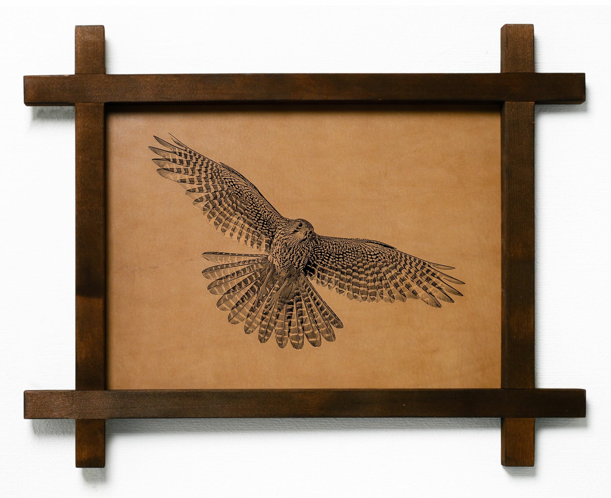 Интерьерная картина из натуральной кожи "Сокол", декоративное настенное панно в деревянной раме, BoomGift