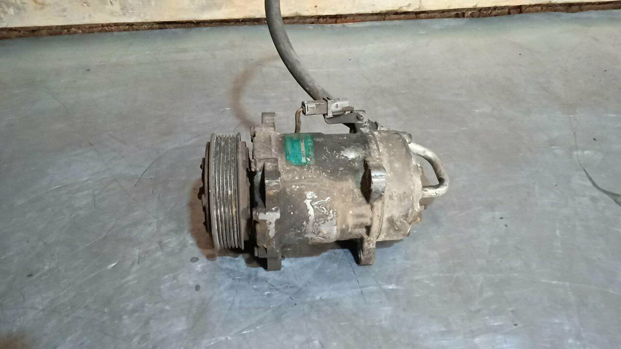 Компрессор кондиционера Peugeot 307 2005 2304509044