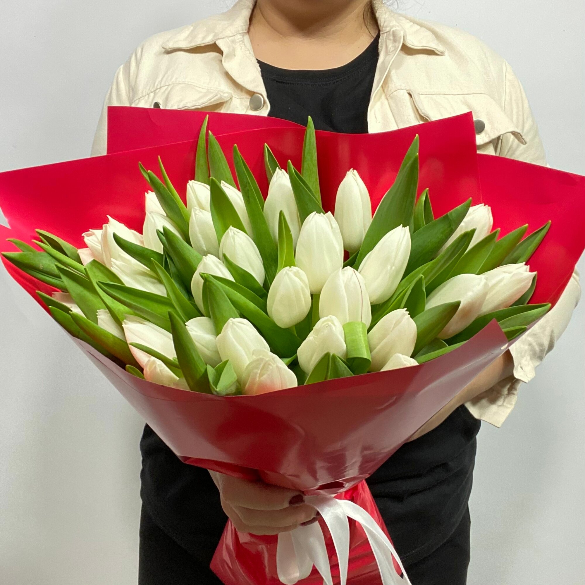 Белые тюльпаны