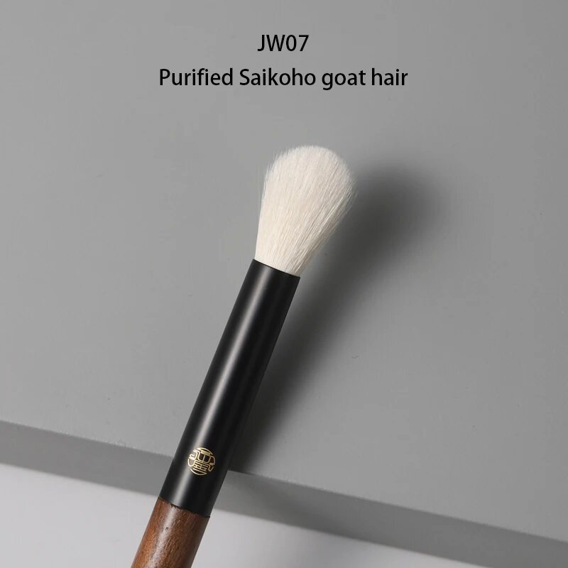Кисть для теней JW07 из сайкохо гот хайр