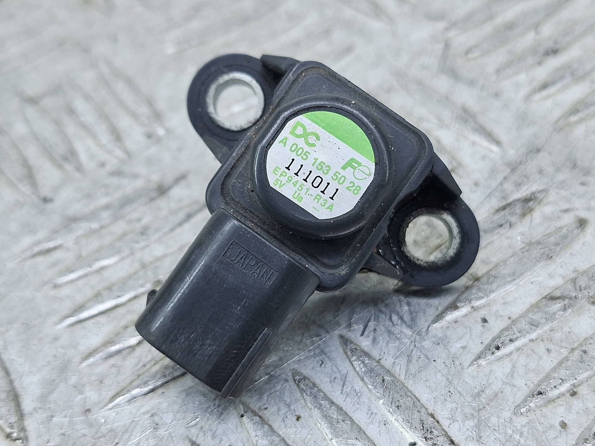 Датчик абсолютного давления Mercedes-Benz Sprinter W906 (2006 - 2014) A0051535028