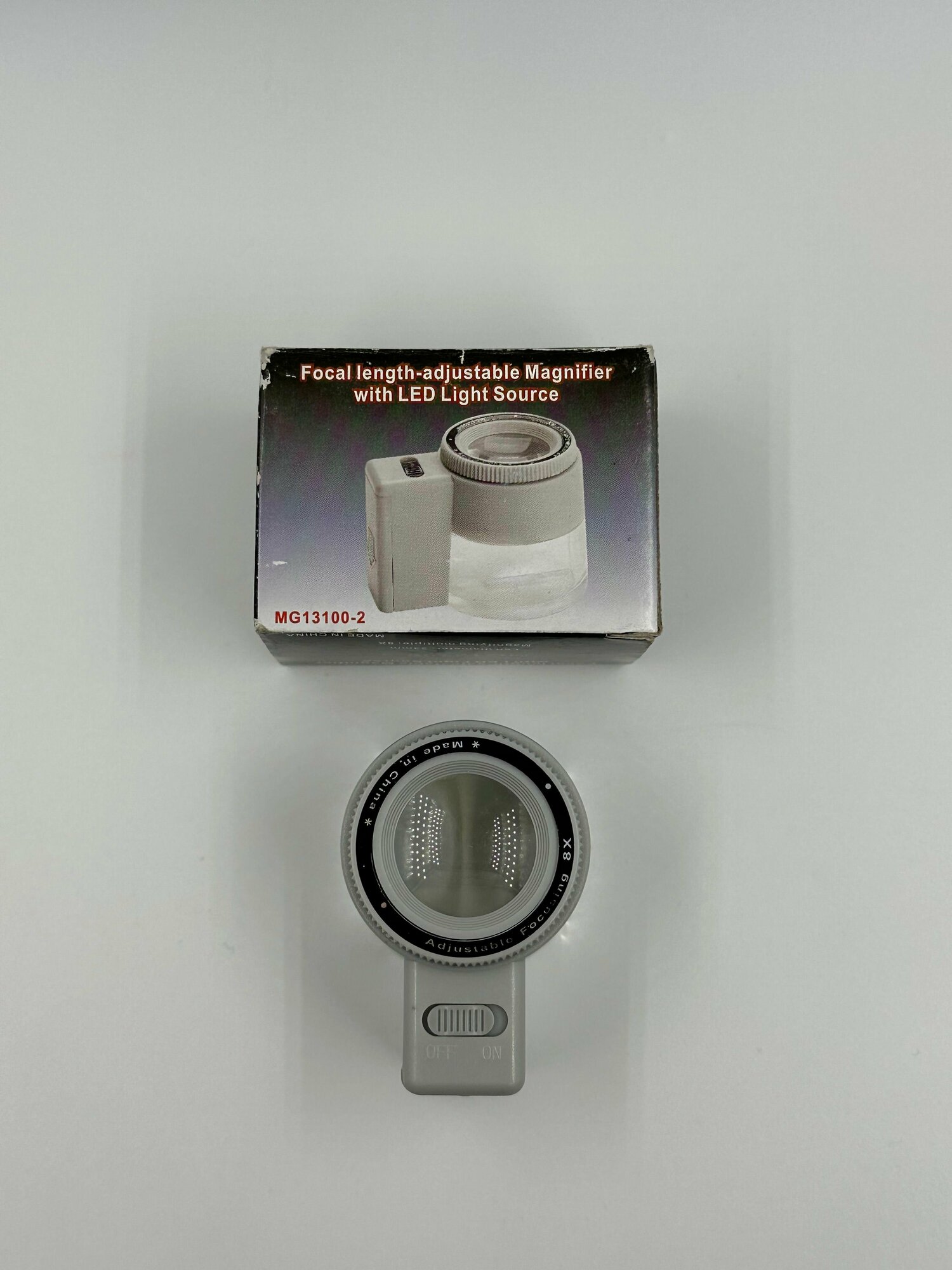Пластиковая Лупа с Подсветкой Увеличение 8