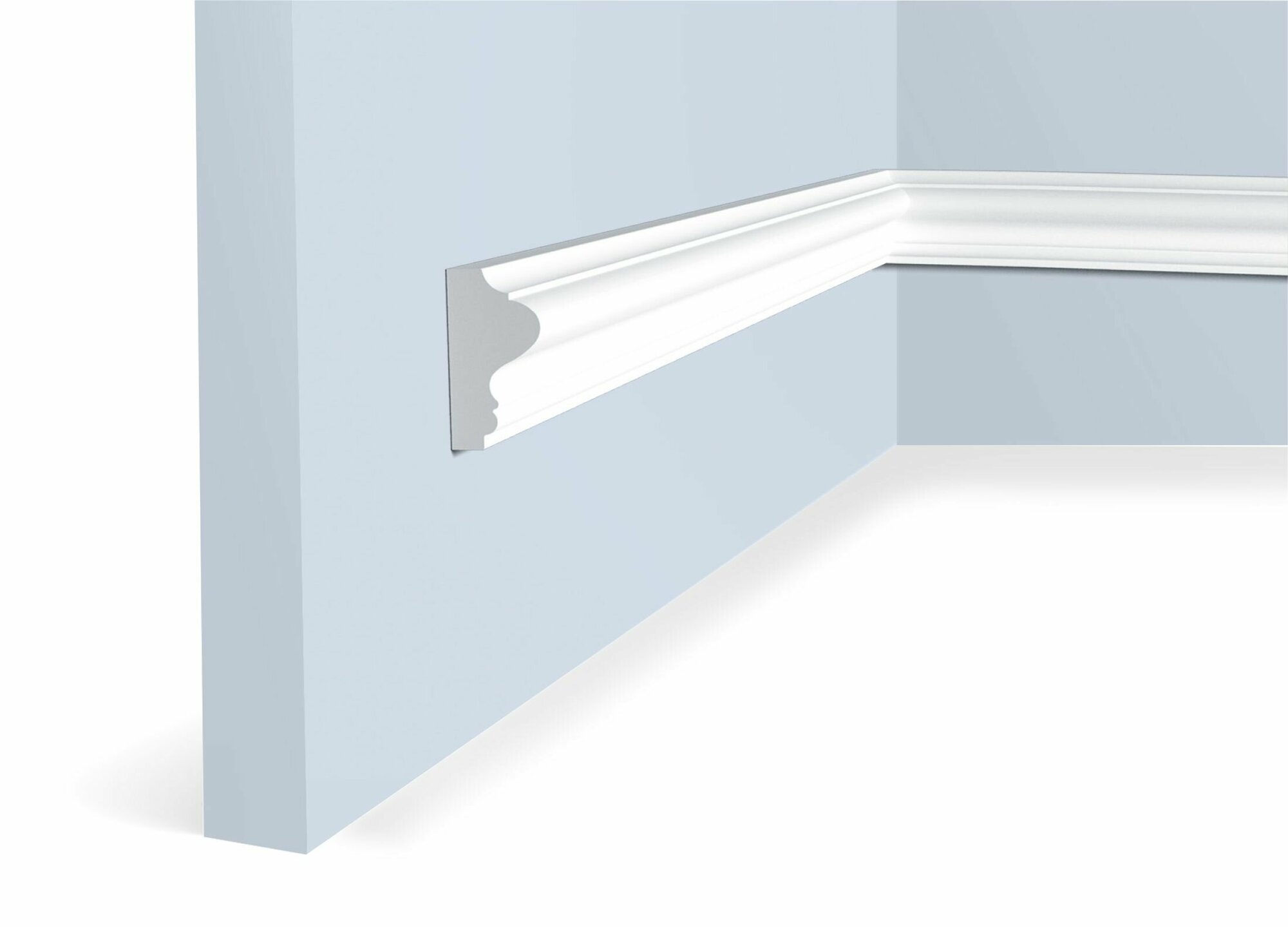 Молдинг ударопрочный HiWood LD20 (20,5*10*2000 мм)