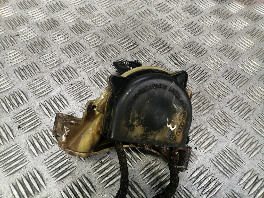 Насос масляный Volkswagen Golf 5 03C115105N арт. 587568