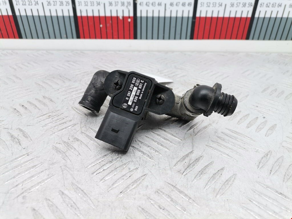 Датчик абсолютного давления Audi A6 C5 036906051C арт. 1997395