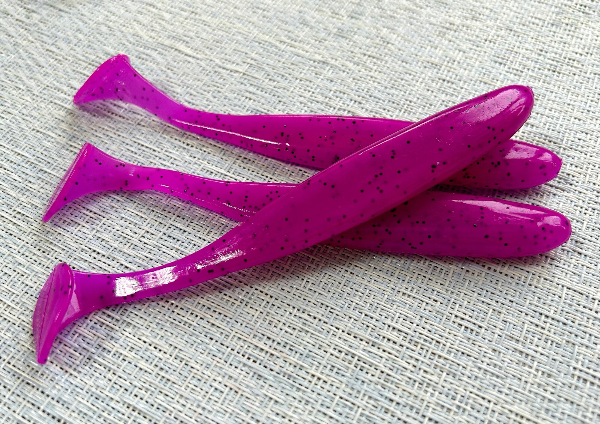 Силиконовая приманка Easy Minnow 10см (6шт) цвет: Слива/Sliva