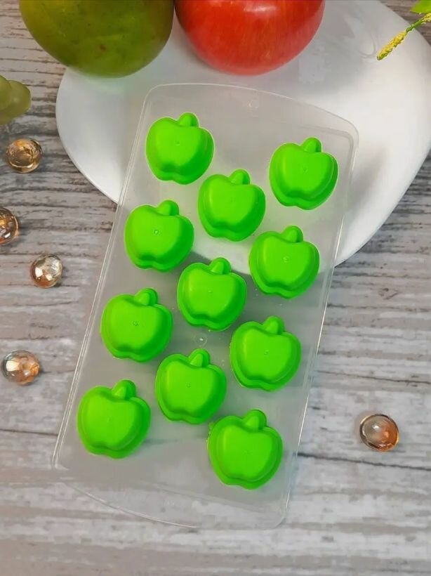 Форма для льда Eco 21x11 пластик- силикон В яблочко зеленая
