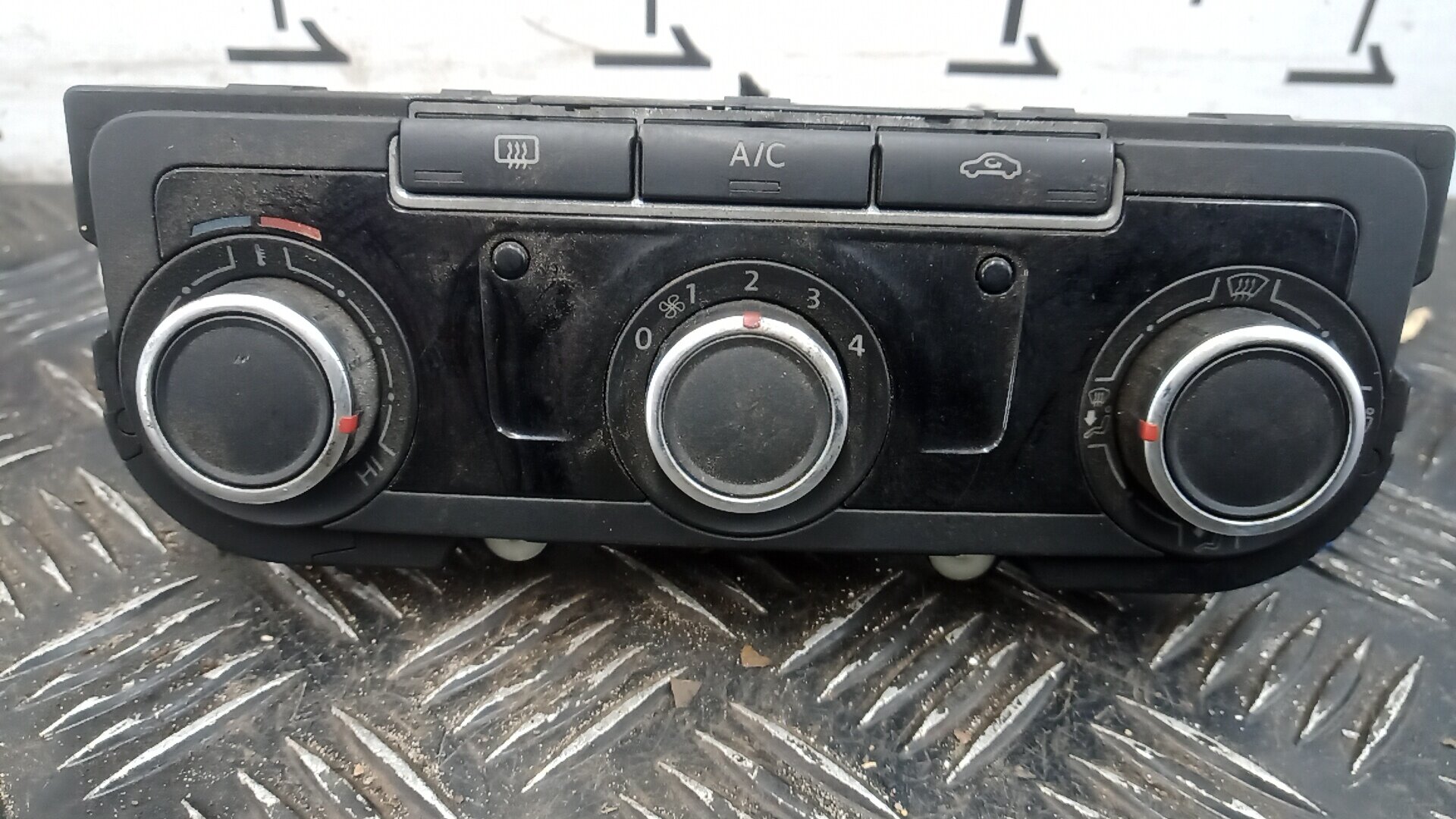 Блок управления печки и климат-контроля VOLKSWAGEN TOURAN (1T3), Номер 01129200H20, 7N0907426BG