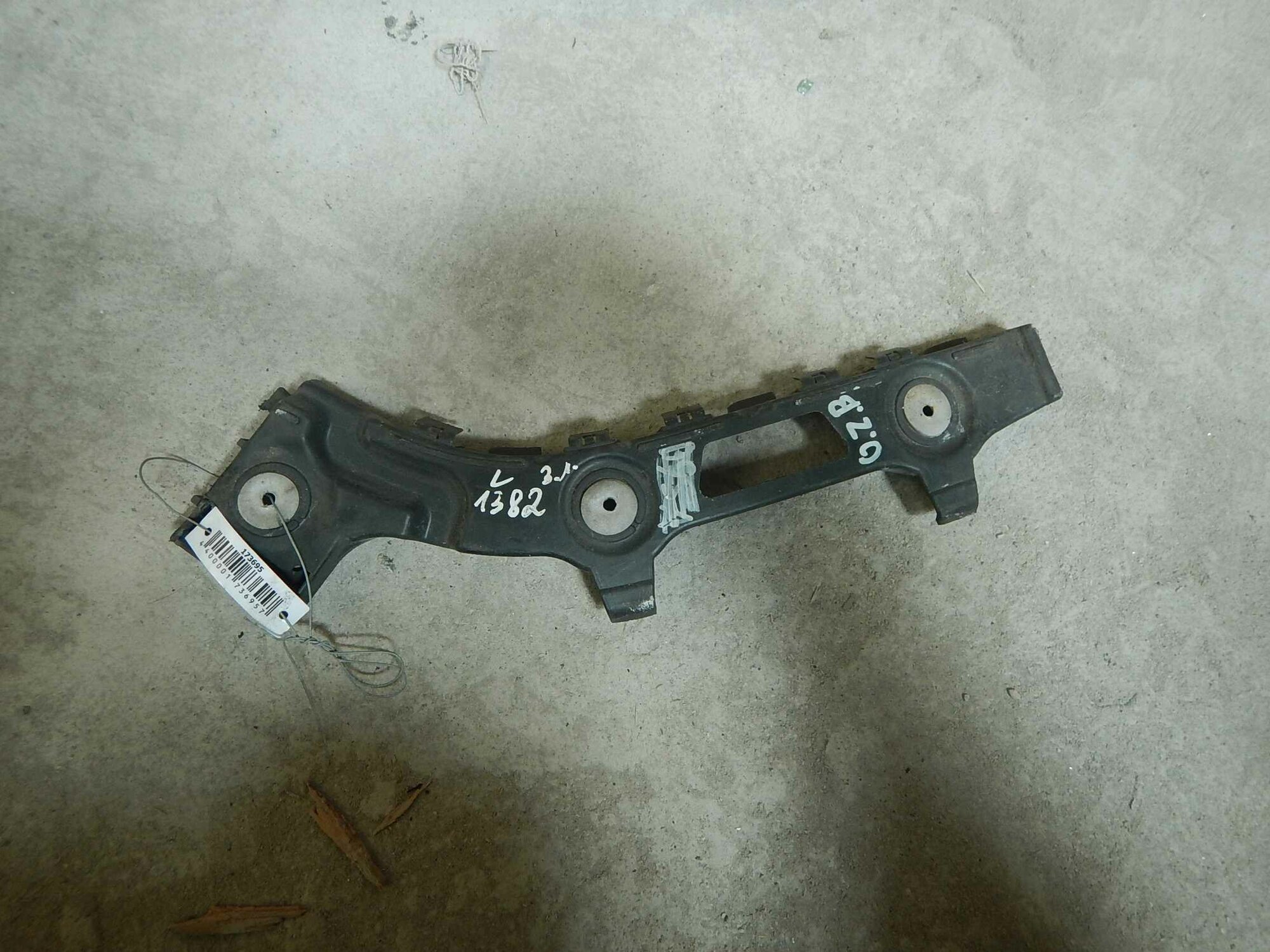 Кронштейн (крепление) заднего бампера левый Volvo S60 1 13125036 арт. 173695