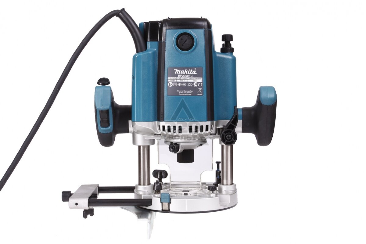 Фрезер по дереву электрический Makita RP2300FC