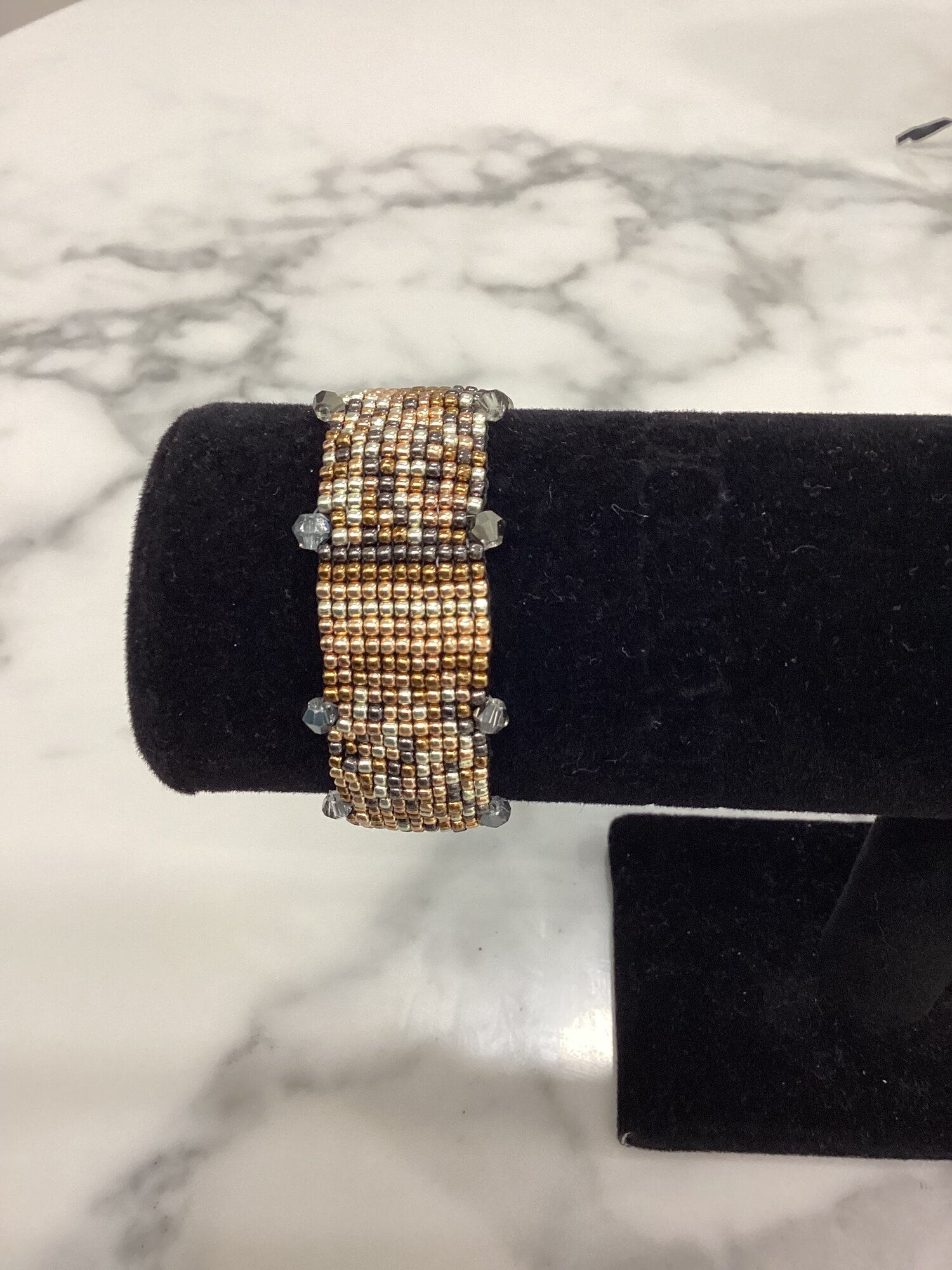 Слейв-браслет, кристалл