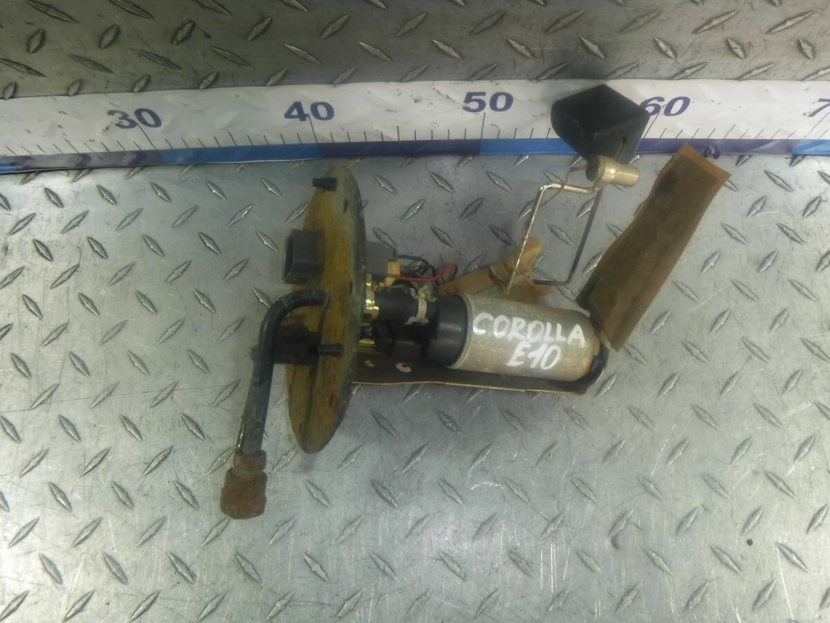 Насос топливный Toyota Corolla VII (1991—2002) 2322074020