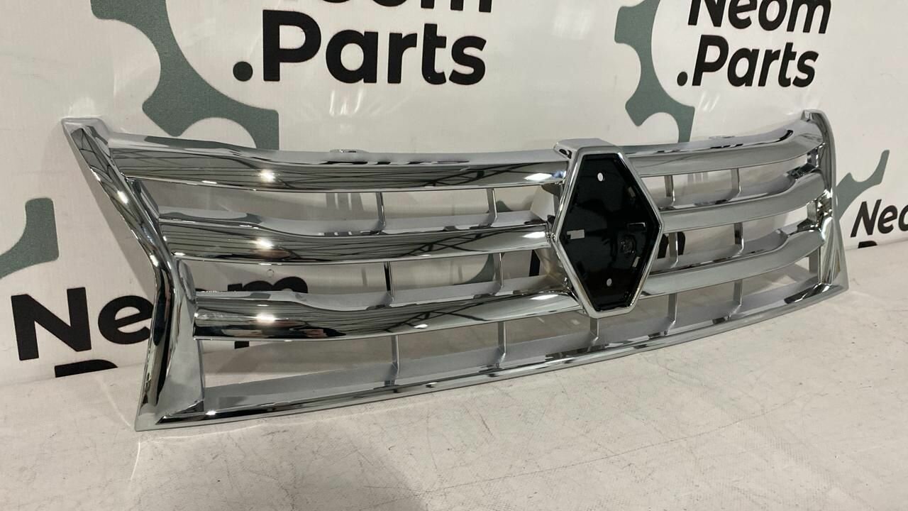 Решетка радиатора Renault Duster 1 11-15