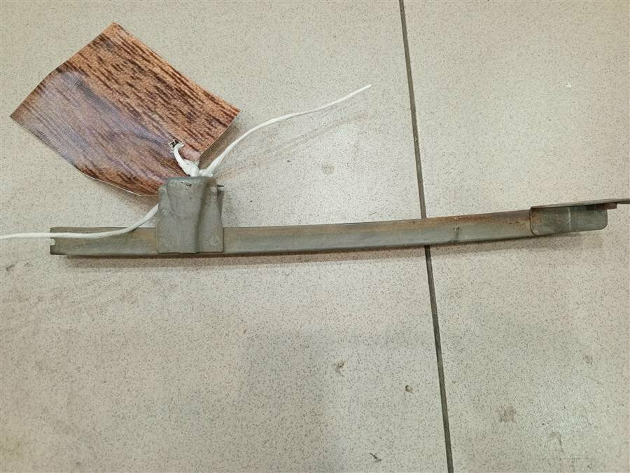 Направляющая стекла двери задней правой от Mitsubishi Pajero iO 1998-2007