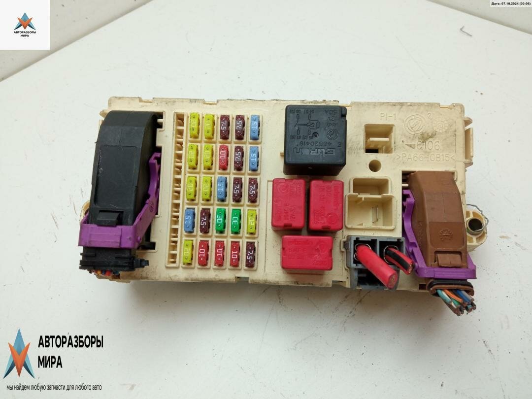 Блок предохранителей Fiat Stilo 2005