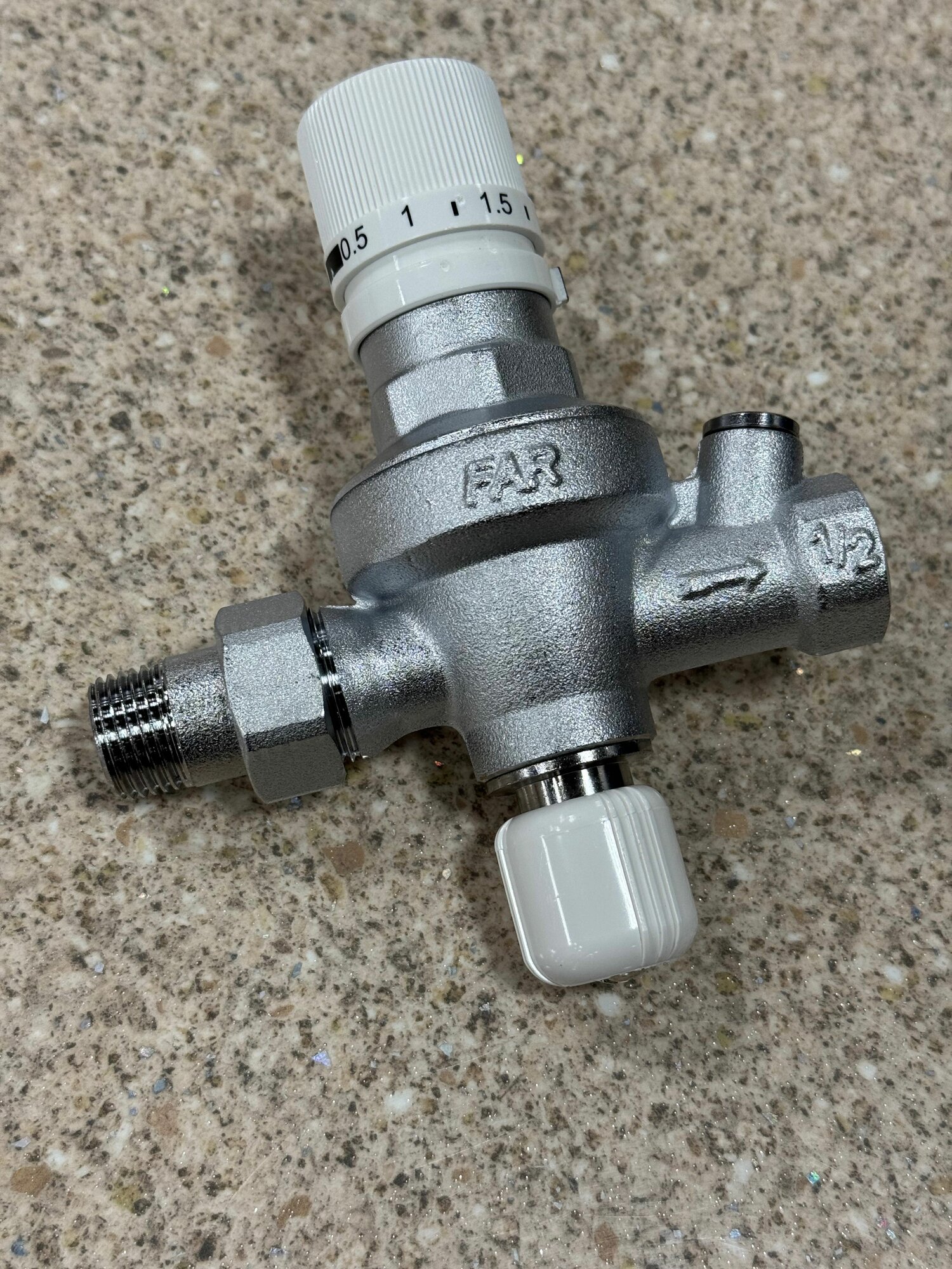 Редуктор подпитки FAR 1/2"