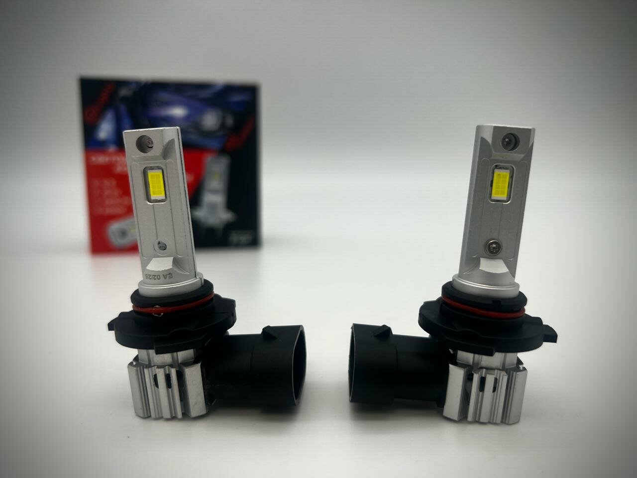 LED лампы HB3 для Hyundai Elantra 6 с 2016, Светодиодные лампы НБ3 Металлические c медным охлаждением