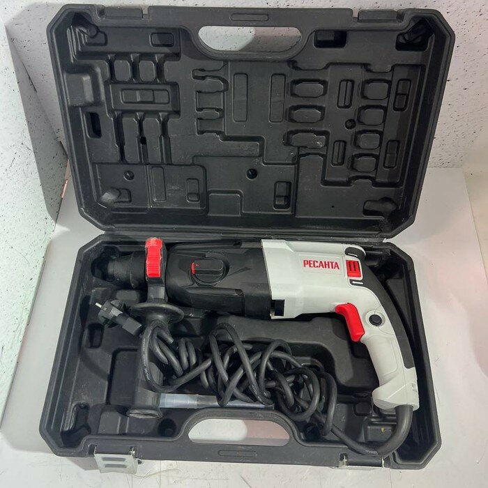 Перфоратор Ресанта П-28-800К