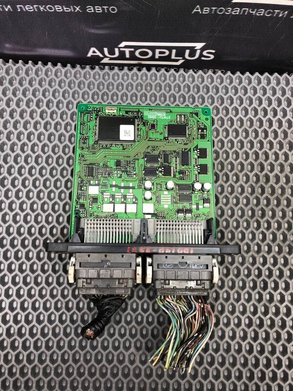 Блок управления двигателем