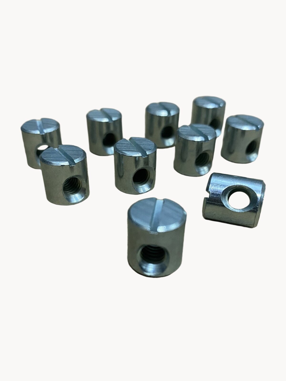 Гайки Бочонок М6 утолщенные d12x13мм (10шт) мебельные стальные