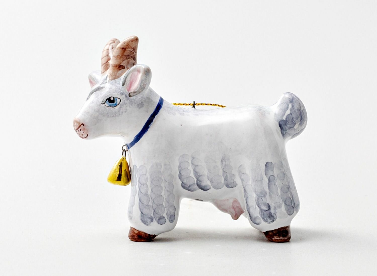 Елочная игрушка Коза с бубенчиком