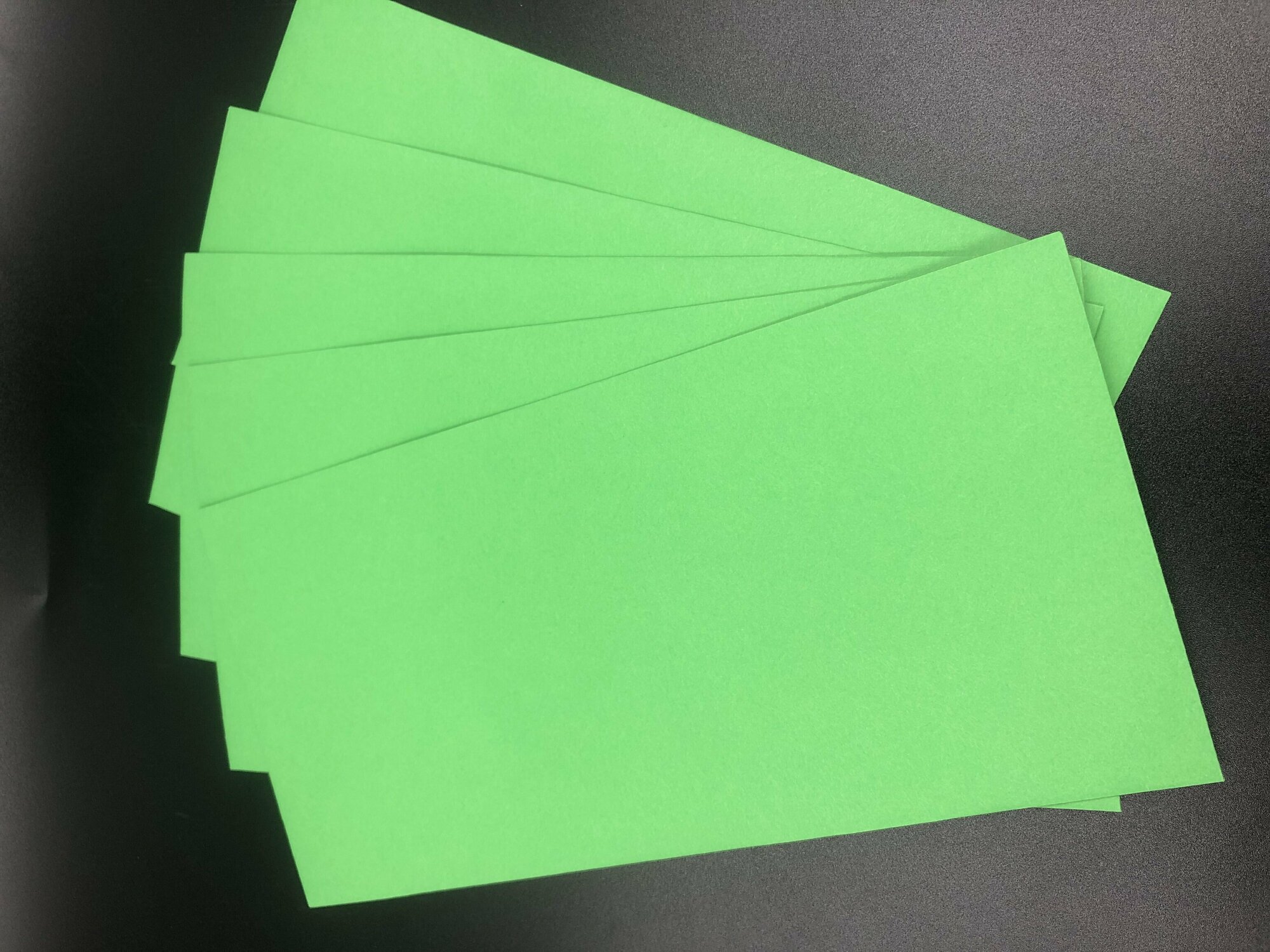 Конверты подарочные Драйв Директ зеленые 100 шт С65 (114х229) отрывная силиконовая лента, 120г/м2, 100 шт, производство Германия