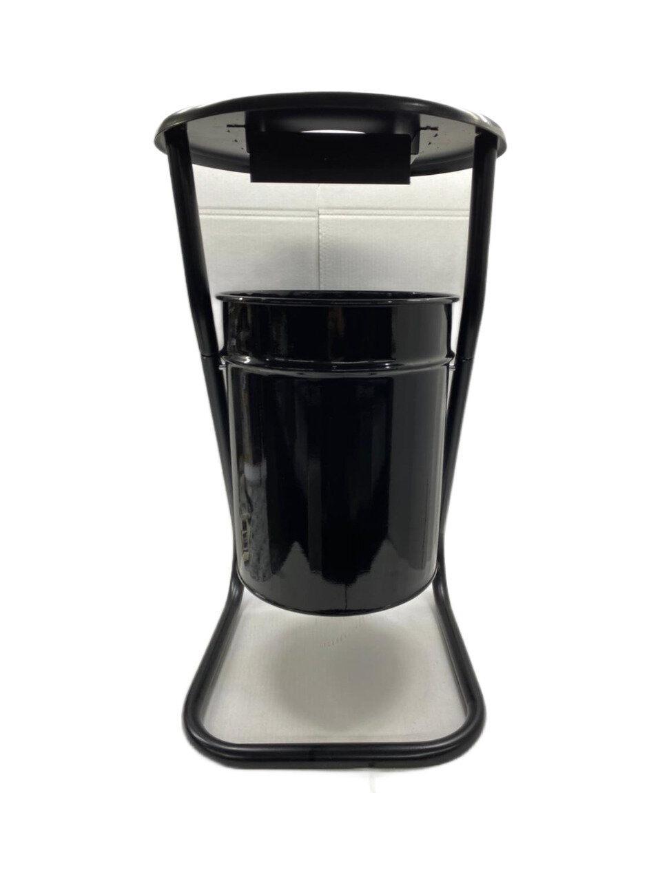 Урна уличная металлическая с пепельницей черная