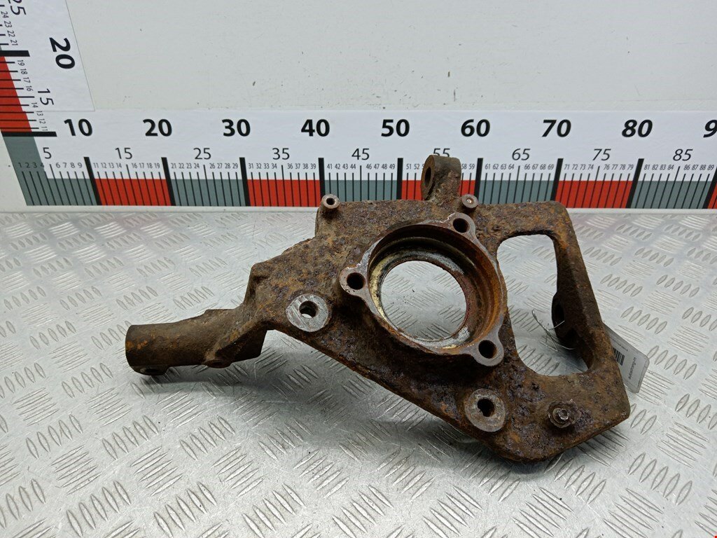 Кулак поворотный правый Ford Explorer 2 арт. 1840803