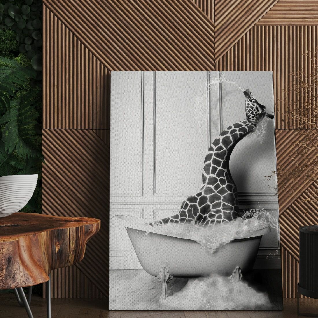 Картины для интерьера 60х80 Жираф в ванной черно-белый